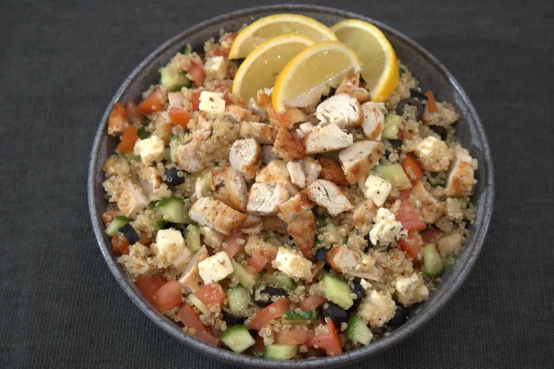 Kjúklinga kínóa salat - Uppskriftasafn Erlu Steinu